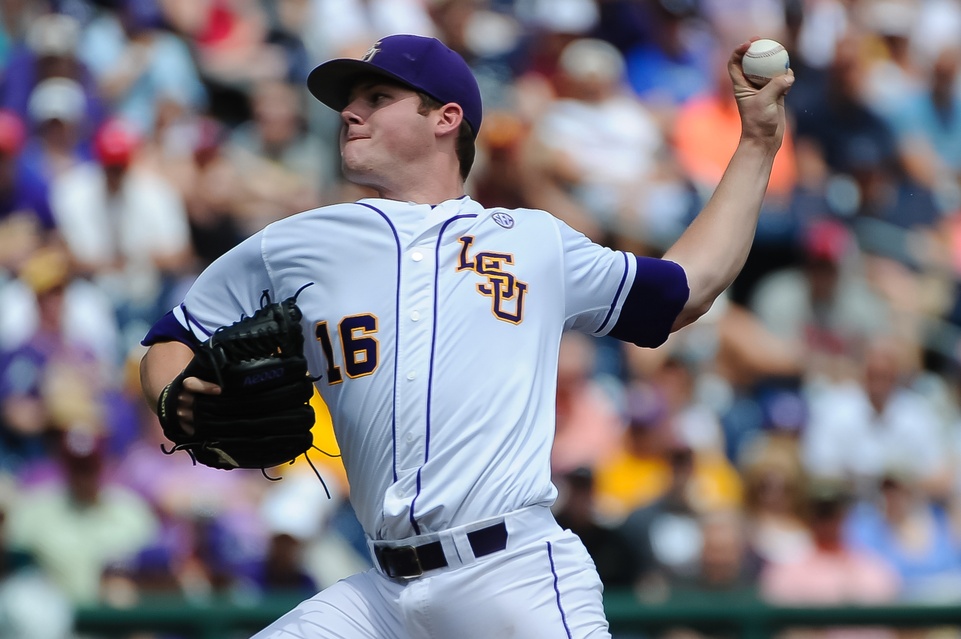 Pitcher Jared Poche to remain at LSU for senior season | wwltv.com