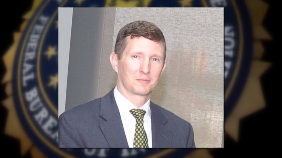 FBI agent sues bureau over suspension | wwltv.com